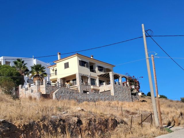 Πωλήσεις μονοκατοικιών | xe.gr