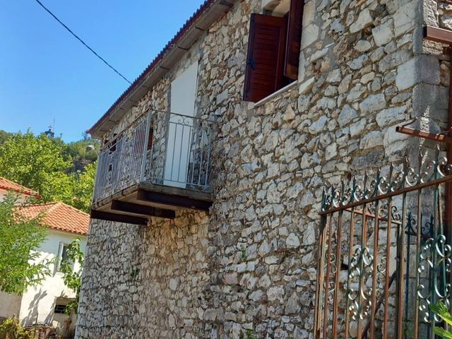 Triari sales 250 04 | Chrysi Eykairia